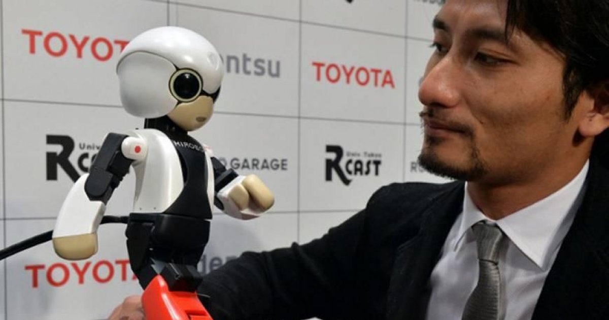 Japan launches talking humanoid robot 'astronaut' Kirobo into space