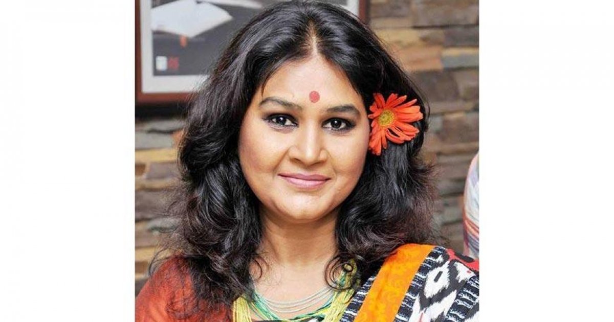 Samina comes up with Pushpo Brishti