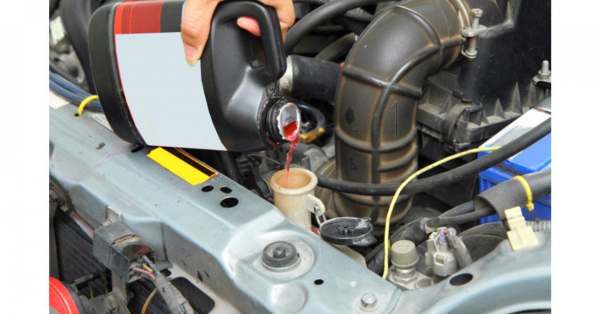 How to change the radiator coolant?