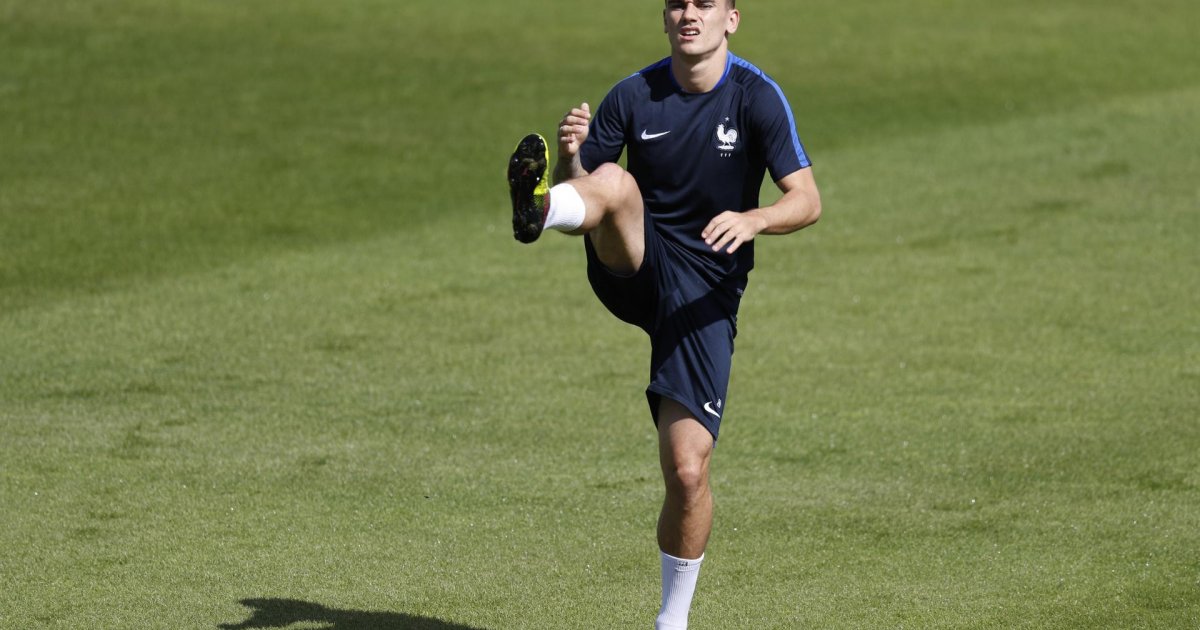 Boyish Griezmann shapes himself into France's superhero