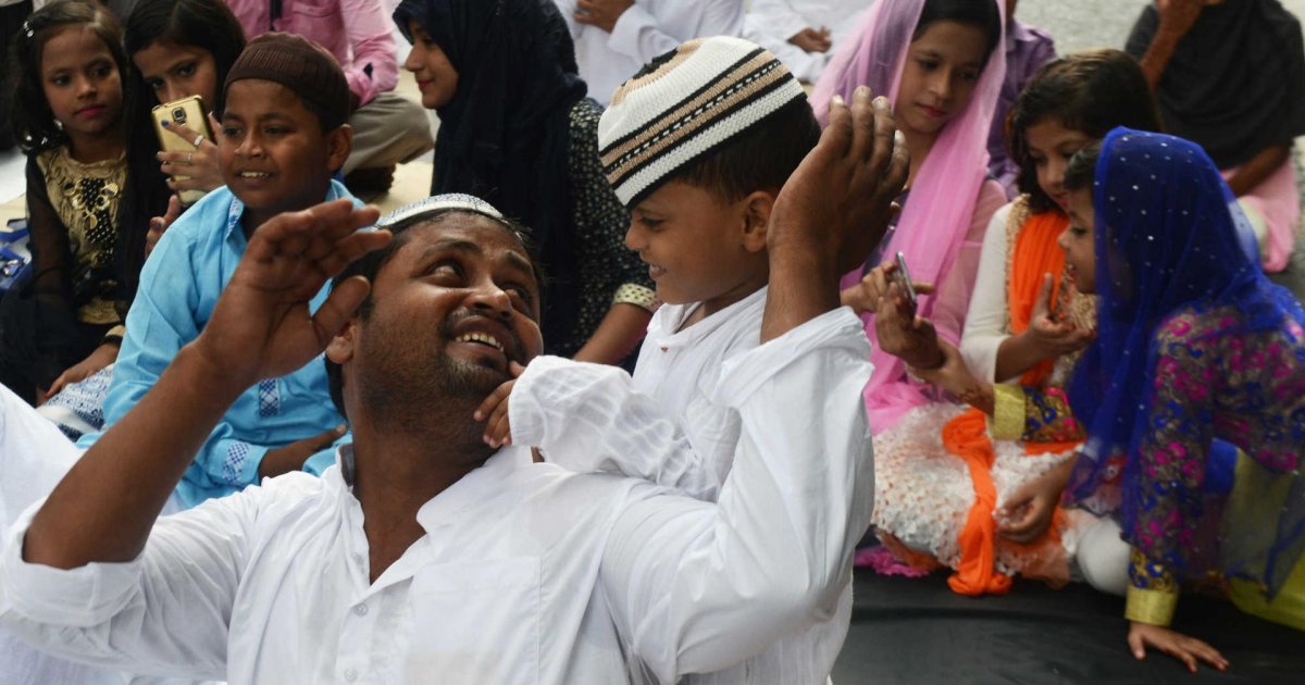 Eid around the world in 25 photos