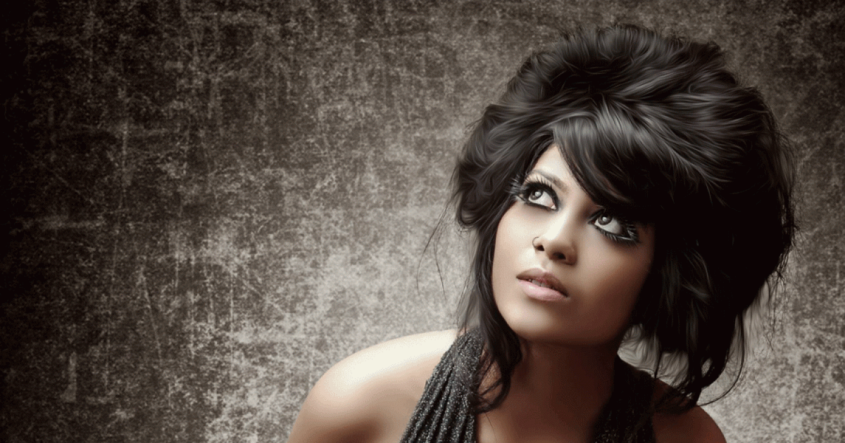 Xefer joins Aurthohin on stage