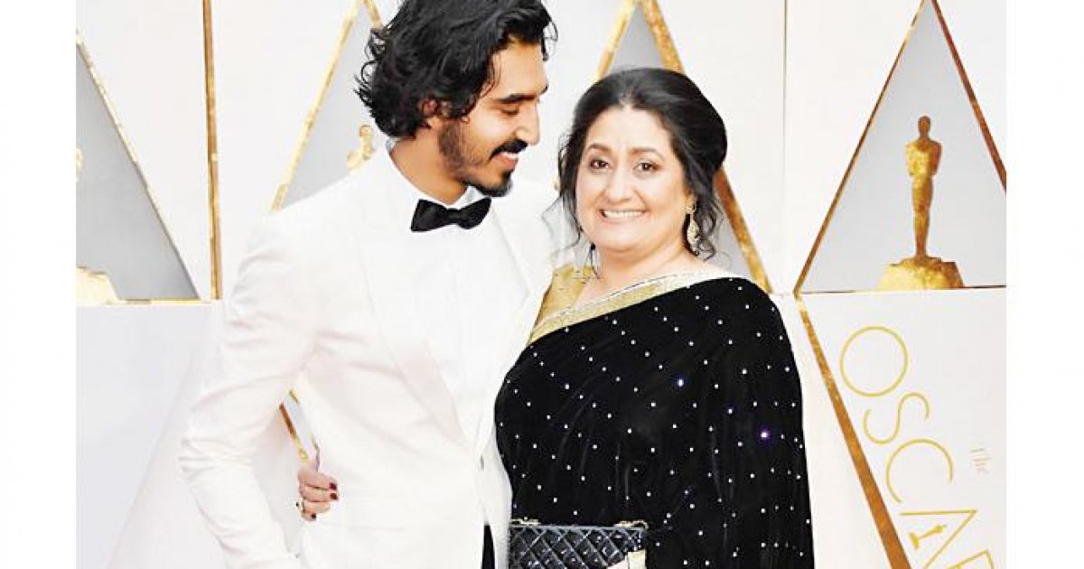 Dev Patel brings his mother to the Oscars
