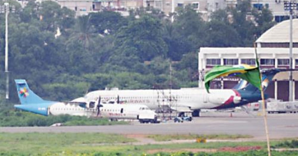 Cargo area turns dumping station of aircraft