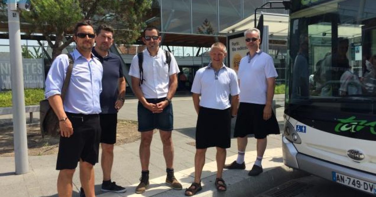 French bus drivers resort to wearing skirts in scorching heat
