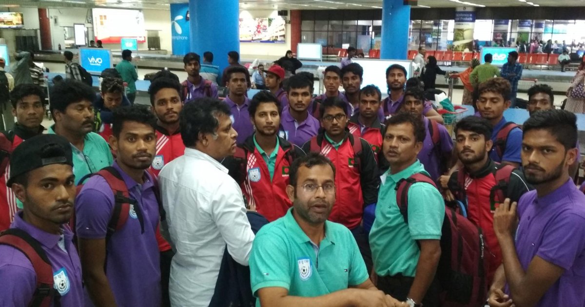 Bangladesh U23 football team arrive home from Palestine