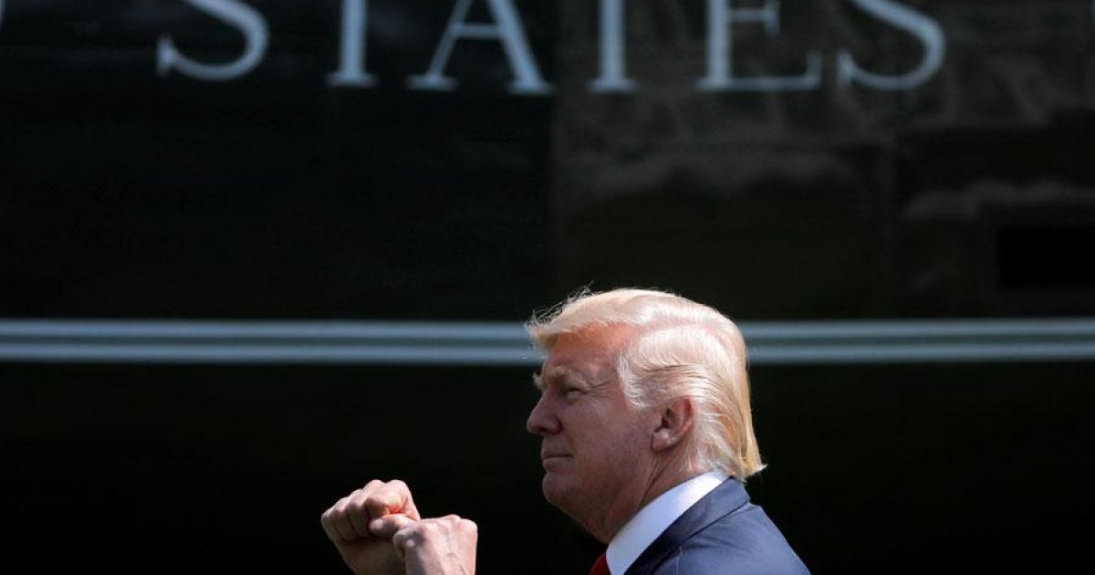 Trump turns to base to protect imperilled presidency