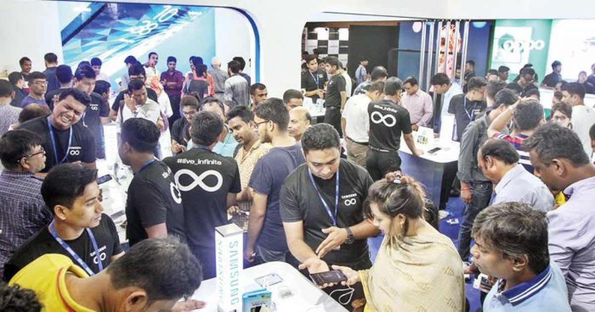 Smartphone, tab expo sees massive turnout on final day
