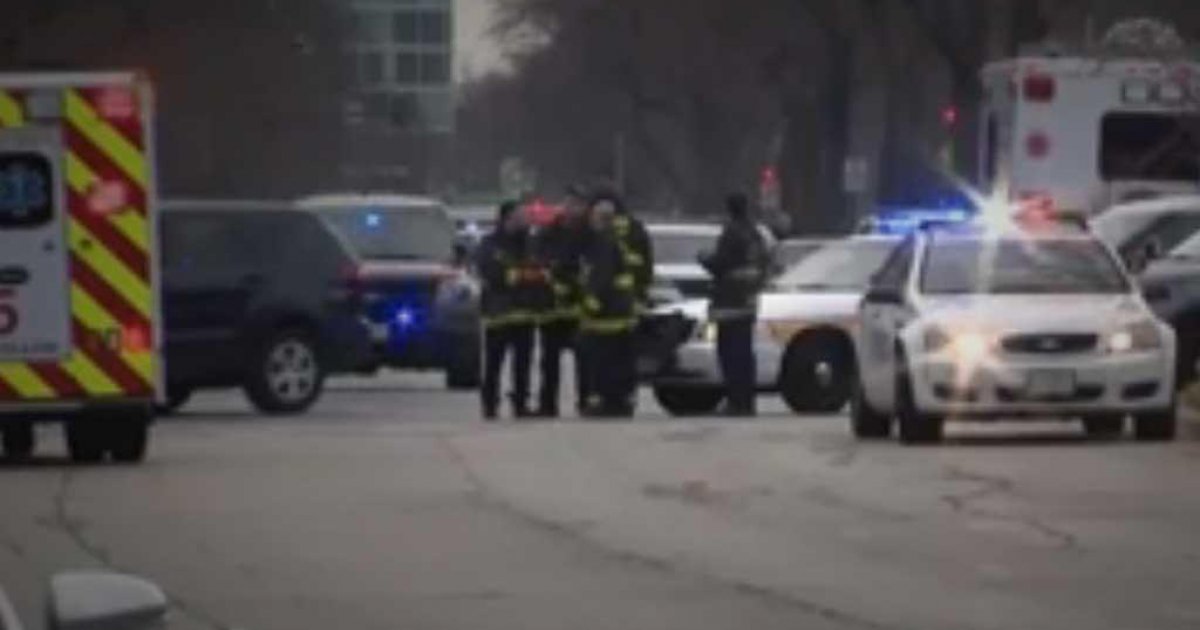Chicago hospital shooting leaves four dead, including police officer ...