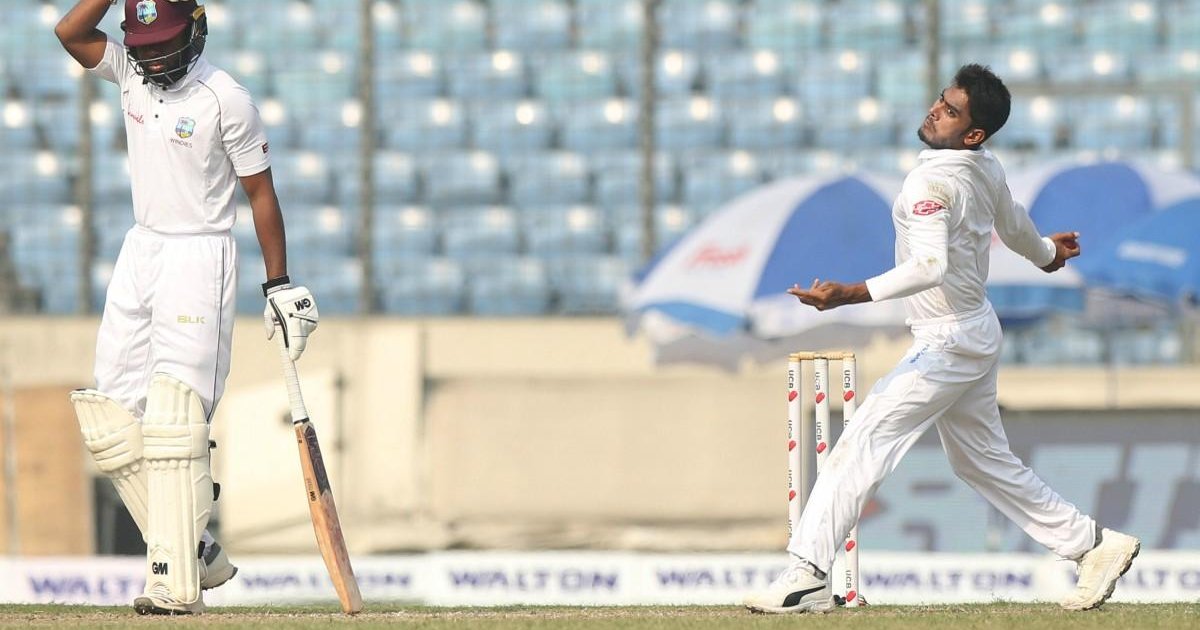 Miraz makes Hetmyer his bunny