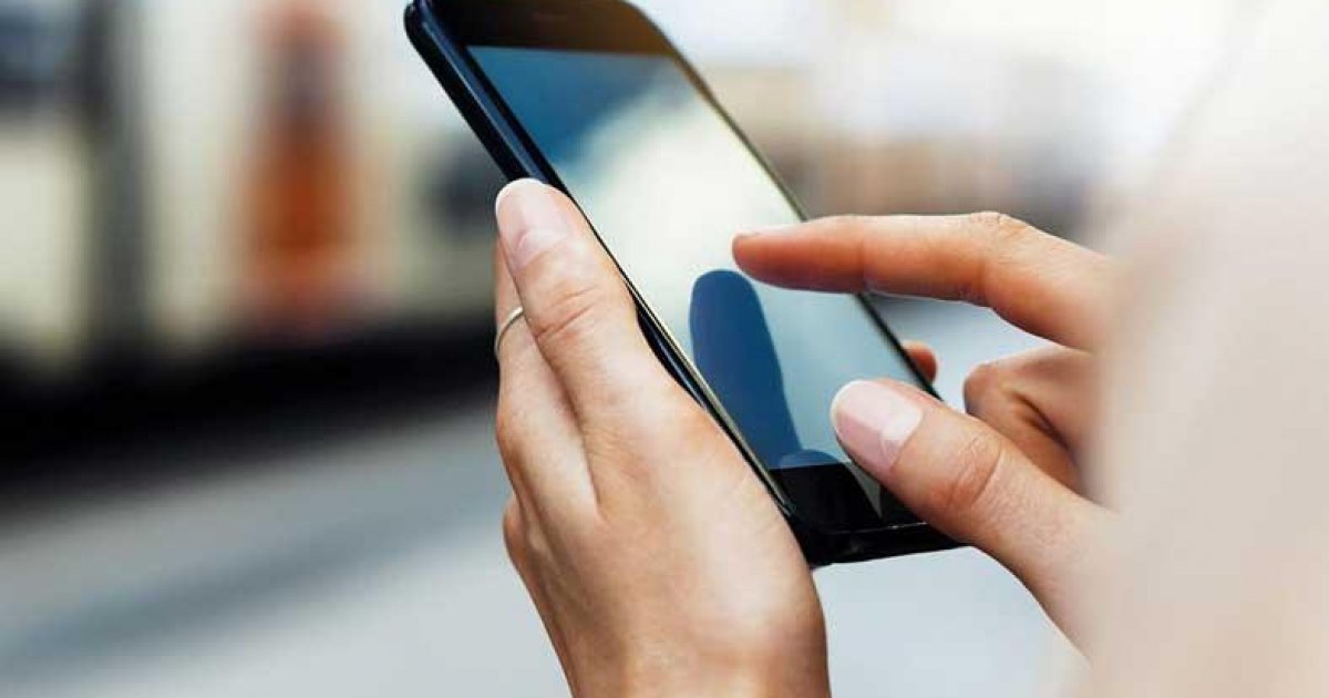 The wheels have come off on mobile internet use in October