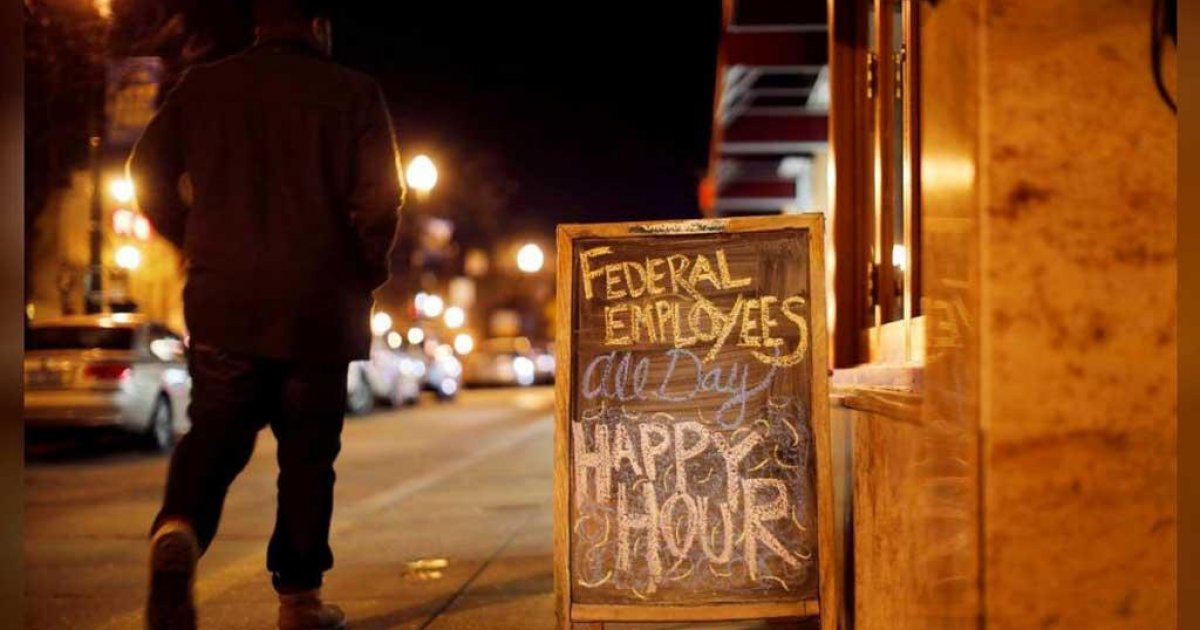 US government shutdown breaks record, with no end in sight