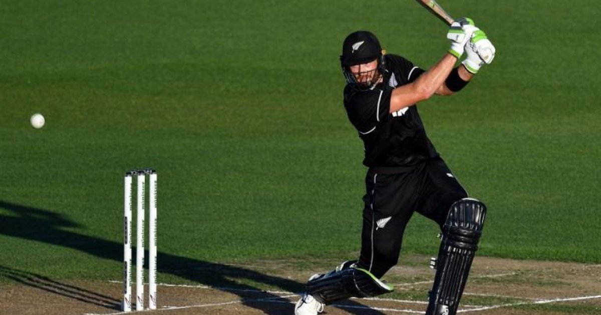 Guptill hits form as Black Caps outclass Bangladesh
