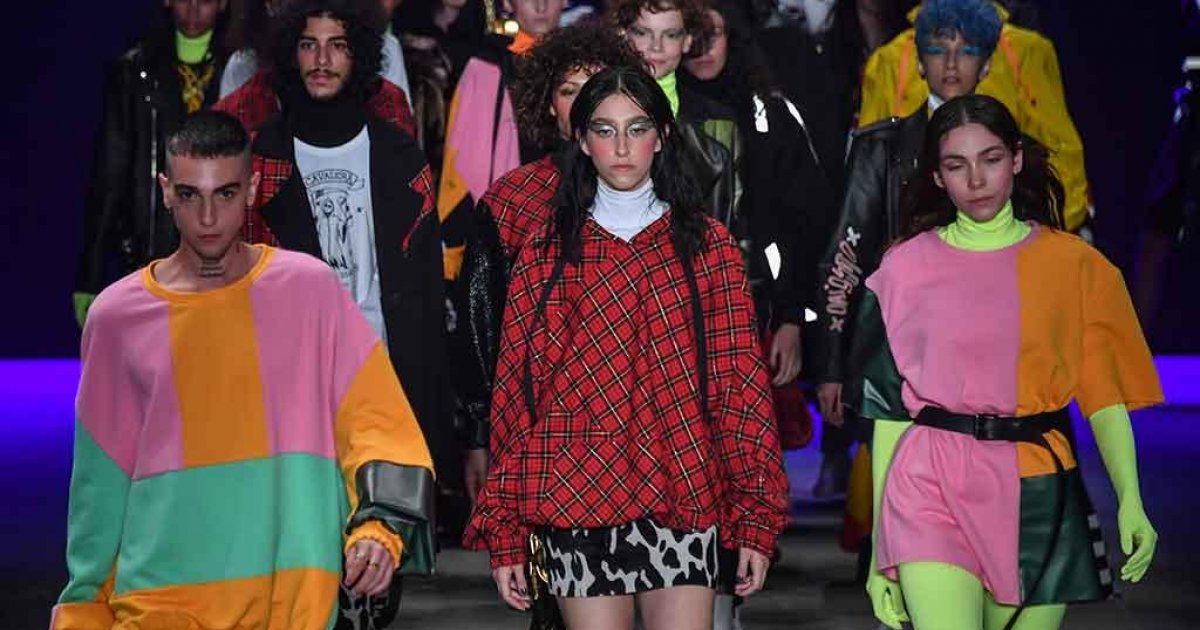 Male model dies after collapsing on catwalk at Sao Paulo Fashion Week