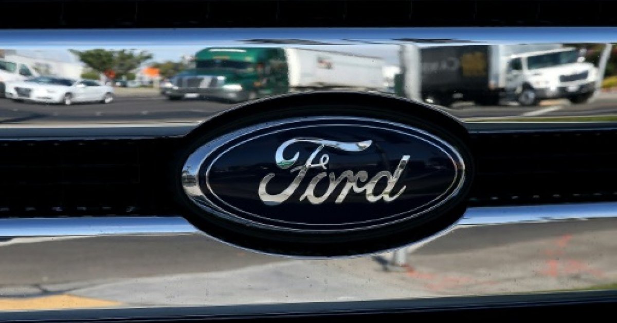 Ford to cut 7,000 jobs, 10% of global staff