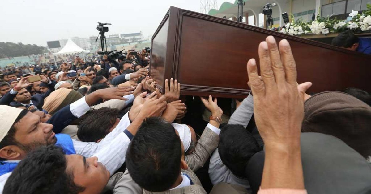 In pictures: Tearful goodbye to Sir Abed