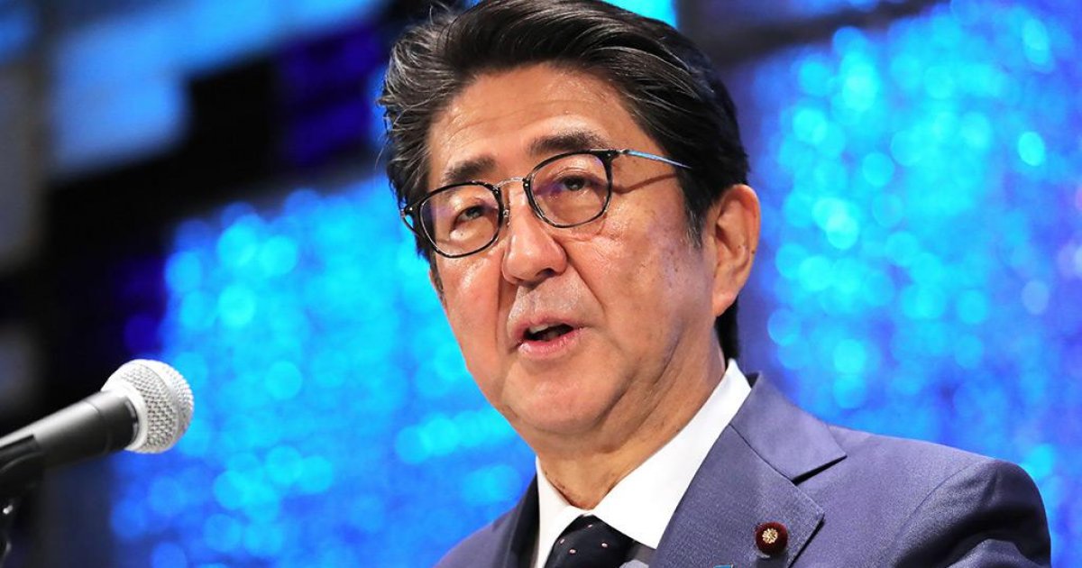 Shinzo Abe, on WW2 anniversary, vows not to repeat war, sends offering ...