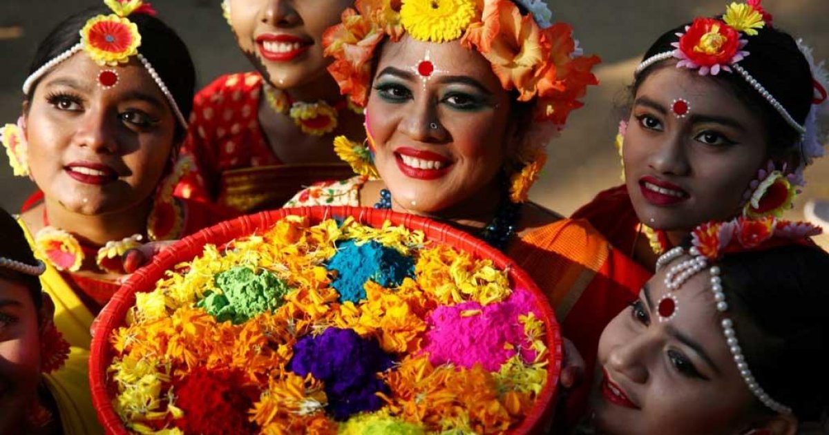 In pictures: Boshonto Utshob at Charukola