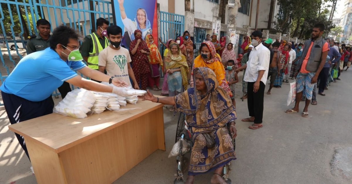 Day feeds 300 deprived people from UK