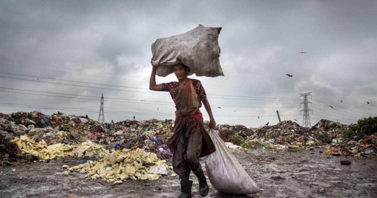 In pictures: The never-ending Matuail landfill