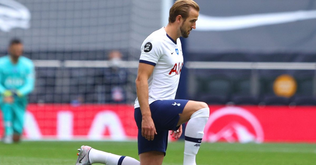 Kane: Players should keep taking knee