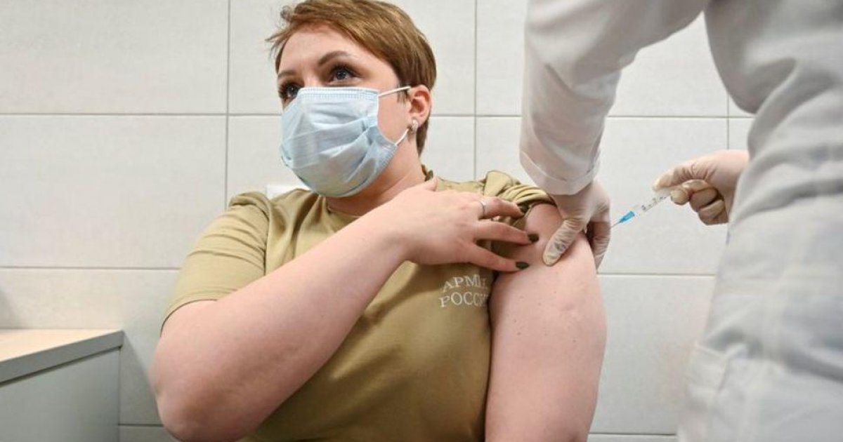 Russia ready to trial combined AstraZeneca, Sputnik V vaccine in Ukraine