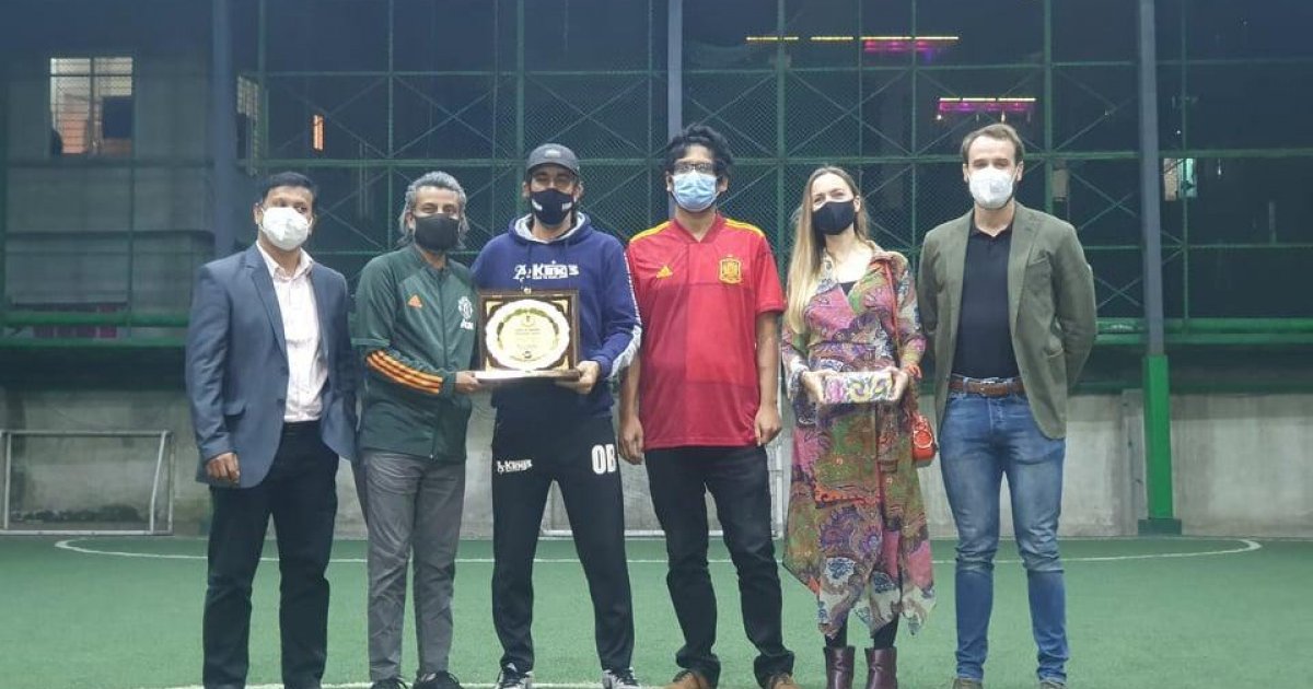 Kings coach Bruzon felicitated by Jaff Academy