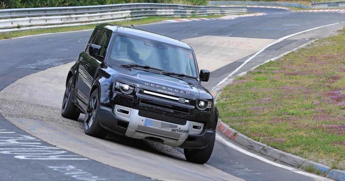 Land Rover tests the V8 Defender on the Nürburgring