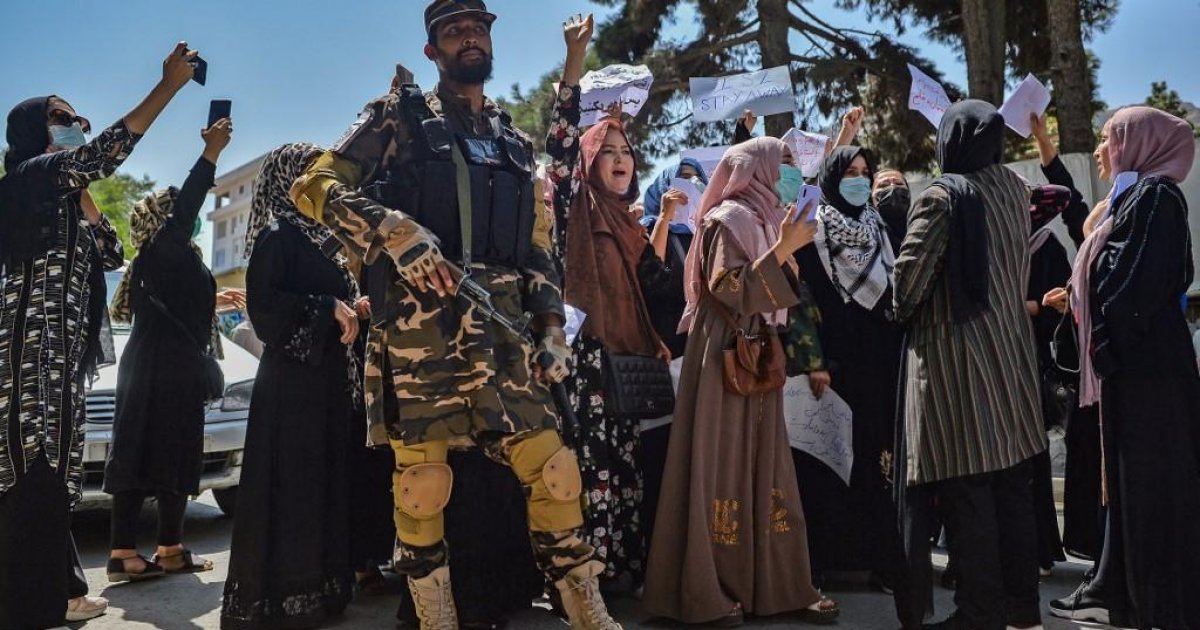 Kabul rallies called off as Taliban ban protests