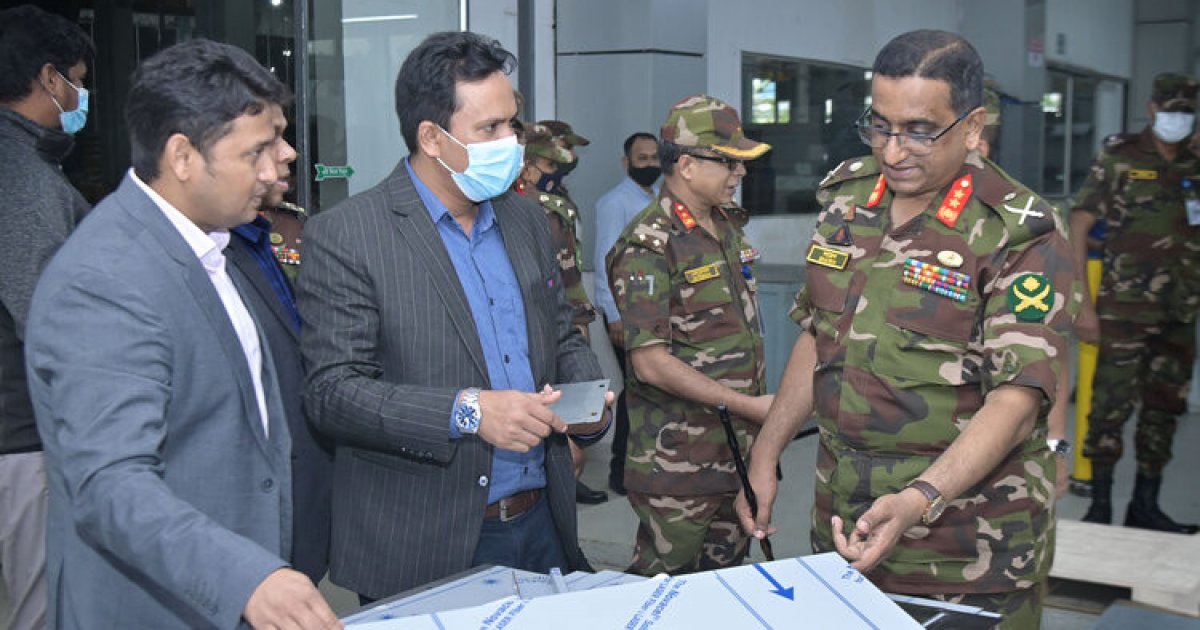 Military engineers visit Walton factory