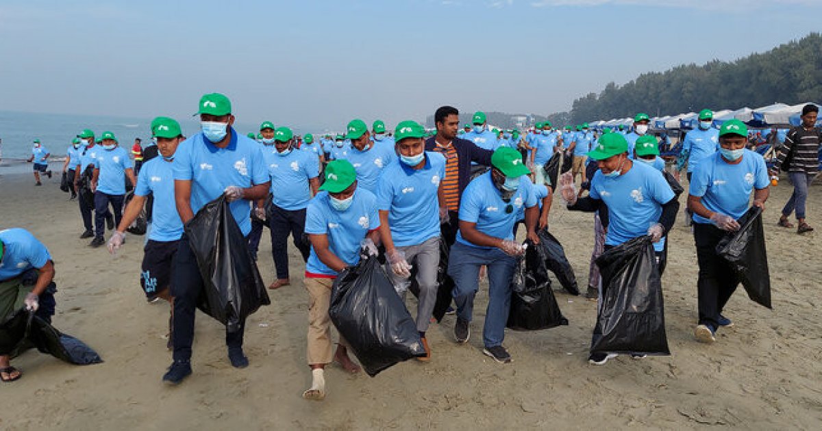 RFL organizes beach cleaning program in Cox’s Bazar