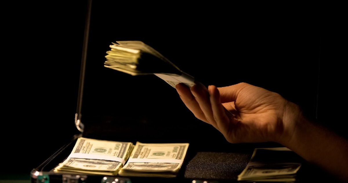 Explaining the significance of the hundi market