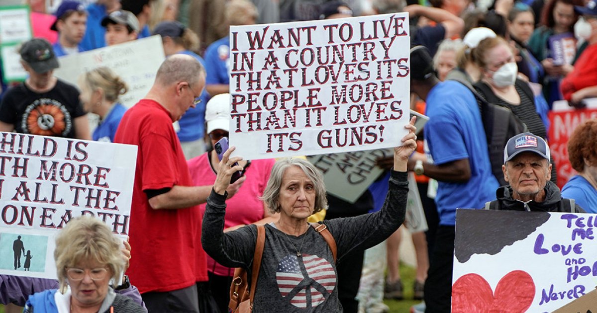 Gun reform deal forged by US senators, with key Republican backing