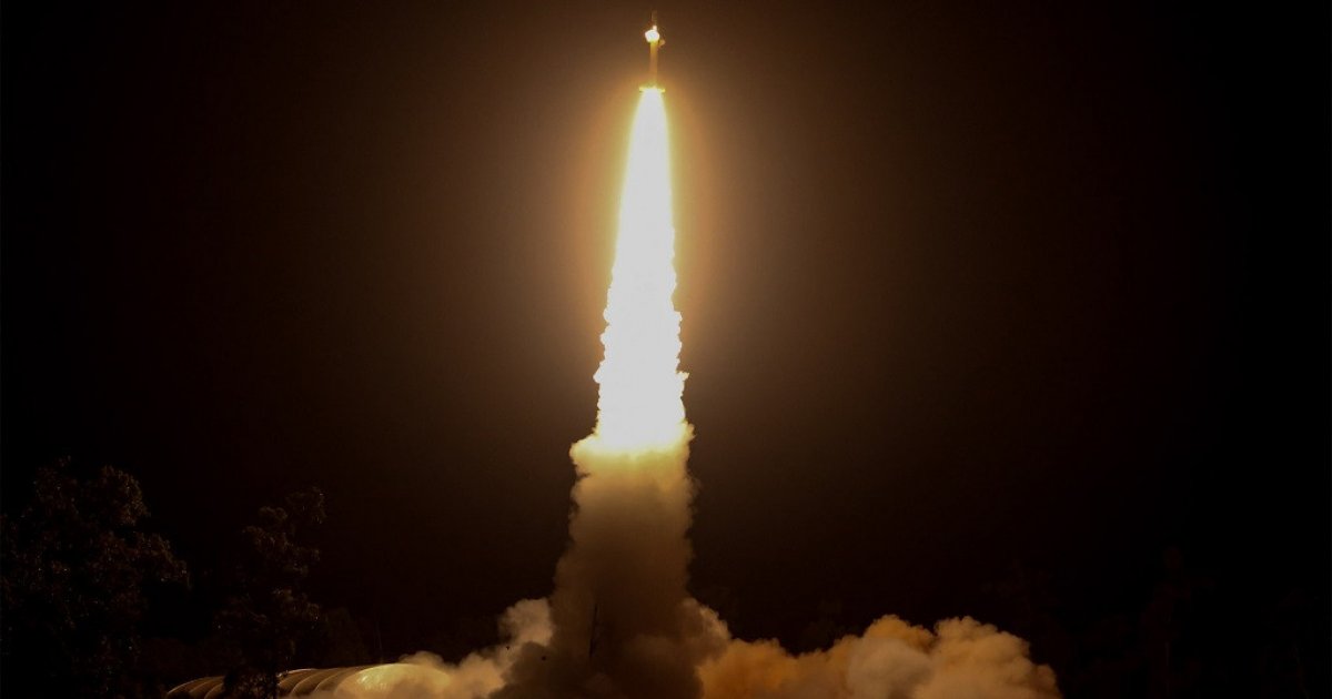 Nasa blasts off from Australian Outback in 'historic' launch