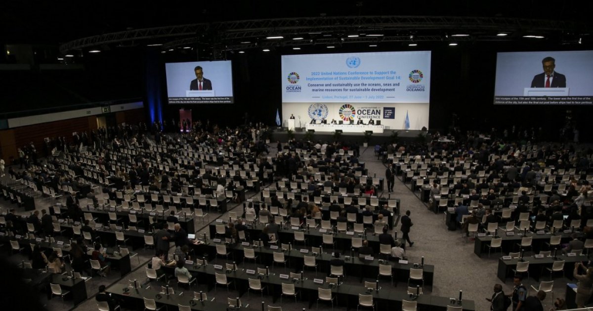 UN meet sees blitz of pledges to protect ailing oceans