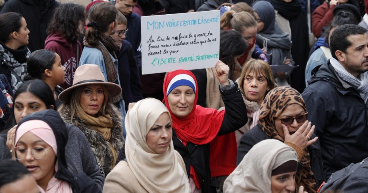 UN committee slams France over school Hijab row