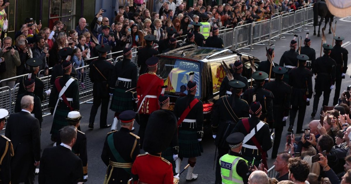 Queen Elizabeth's funeral will unite world as mourners queue for miles