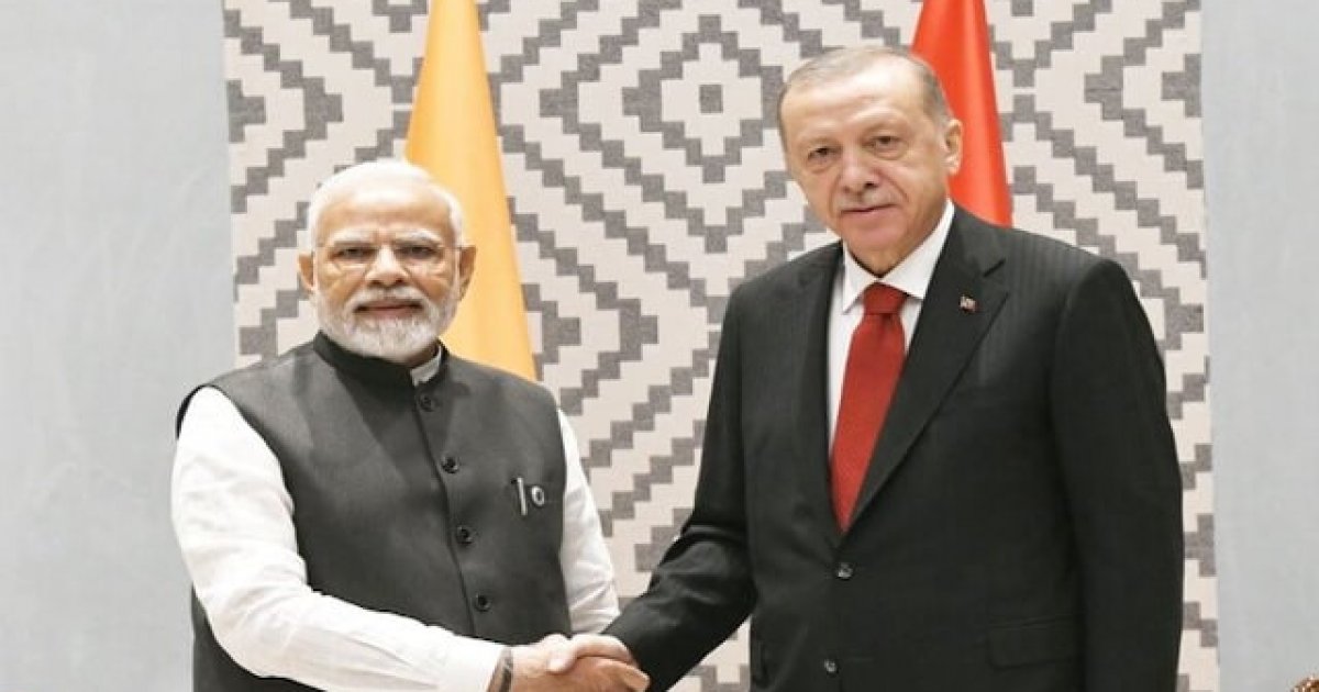 India's Modi, Turkey's Erdogan hold unexpected meeting at regional summit