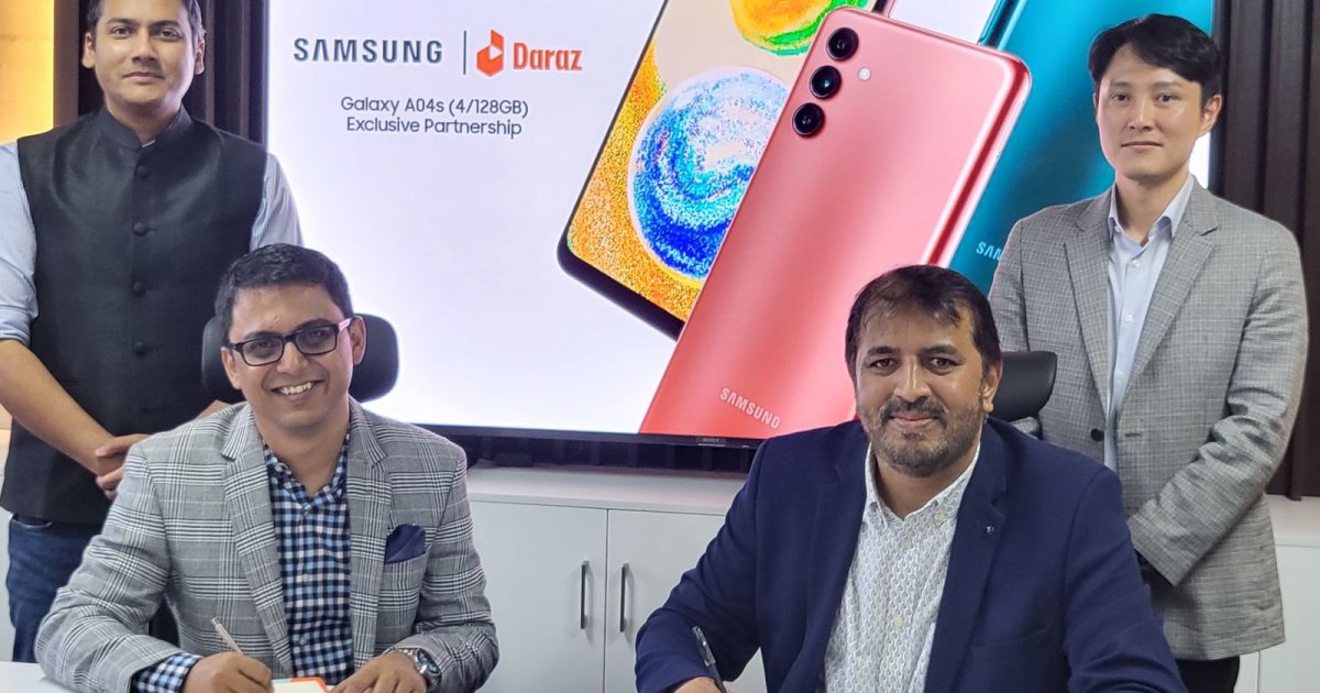 Daraz and Samsung join hands for launching the new Samsung Galaxy ...