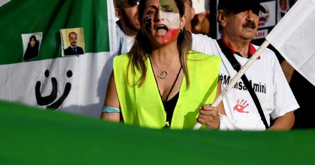 Iranian students clash at a Tehran university as nationwide protests ...