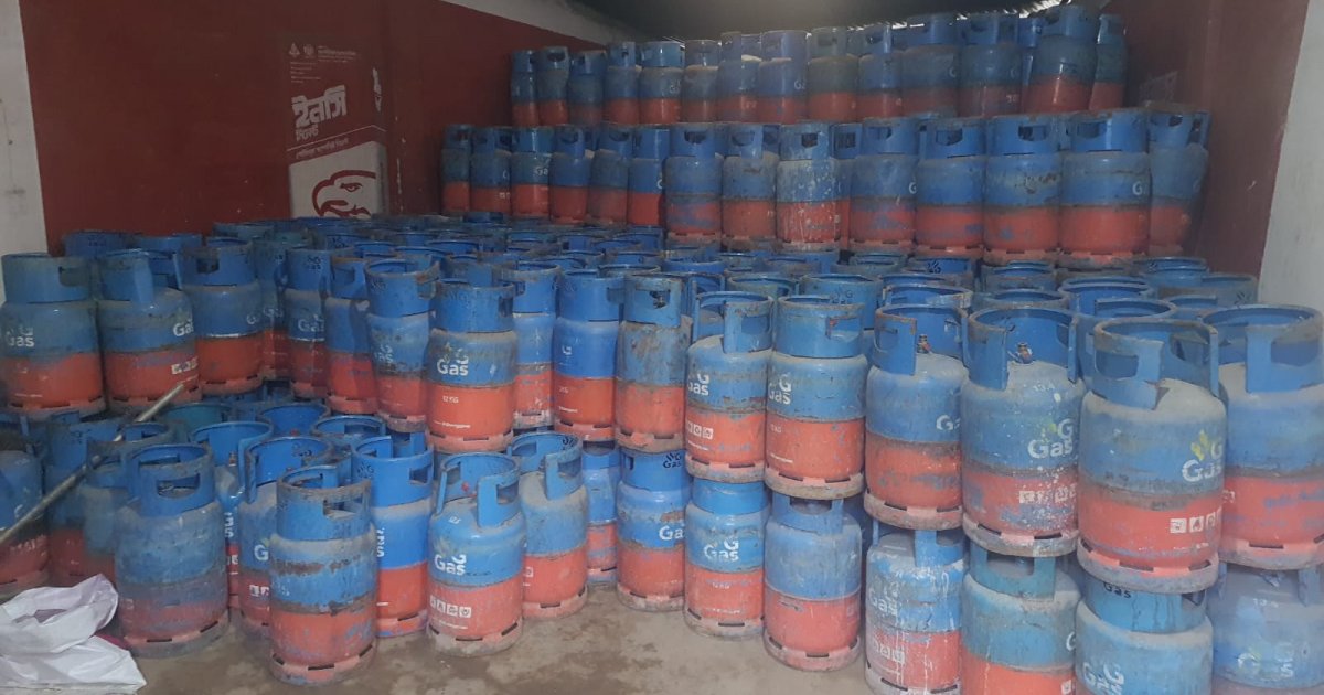 Selling LPG cylinders as scrap poses huge risks to health and economy