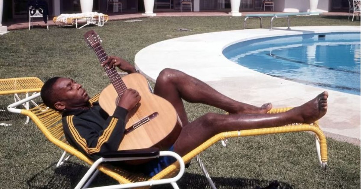 Marriages, music, endorsements: Pele's life away from the field