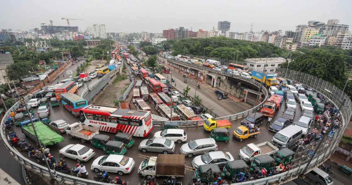 A realistic plan to fix Dhaka traffic