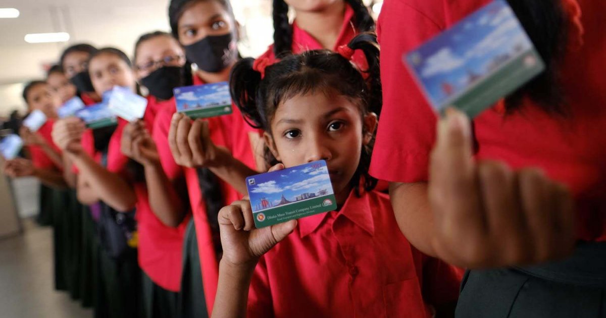 In pictures: Over 700 children get free metro rail ride