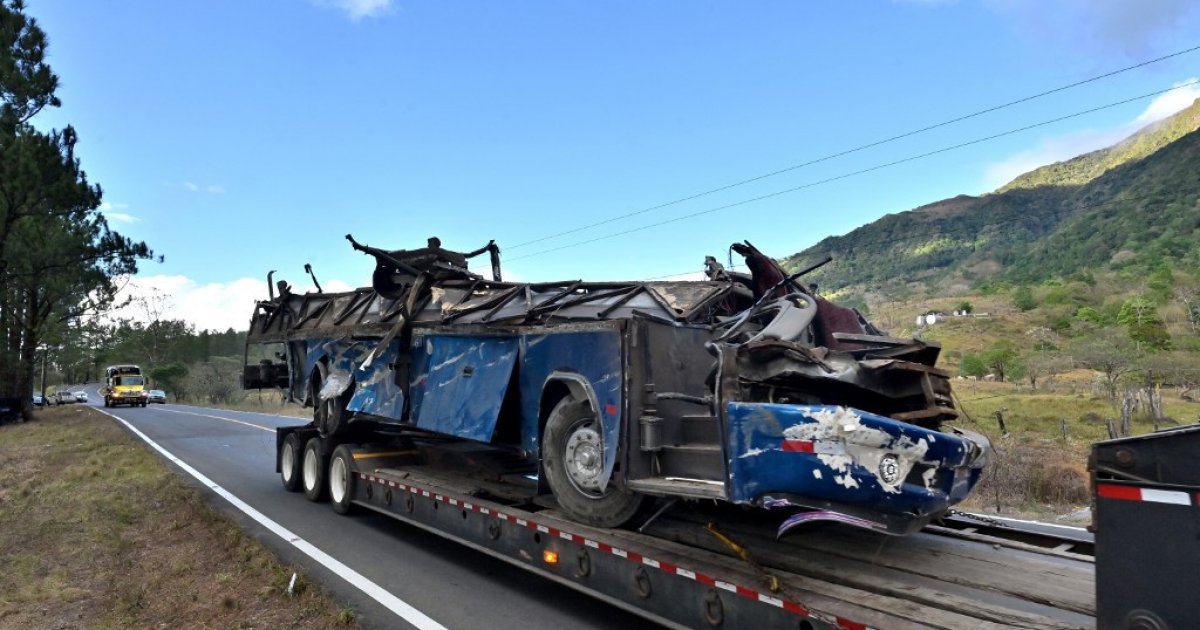 39 dead in Panama migrant bus crash