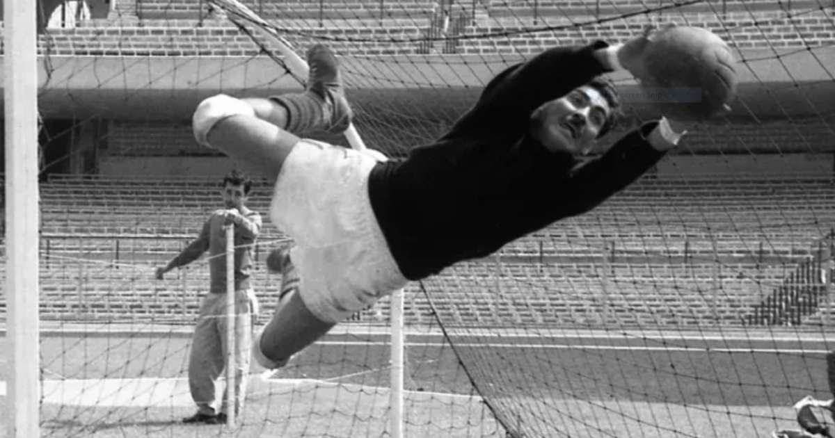 Mexican five-time World Cup veteran Carbajal dead at 93