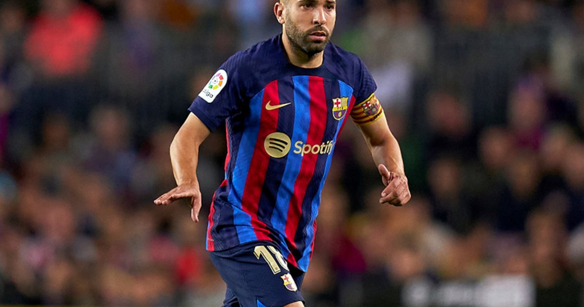 Barcelona veteran Alba leaving club after 11 years