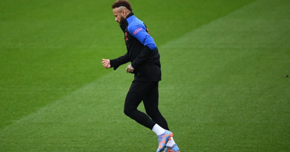 Neymar back training with PSG but Mendes injured