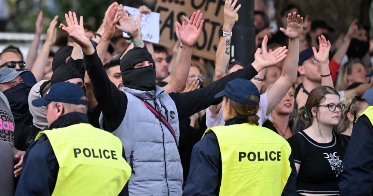 UK riots continue for a fourth day in wake of stabbing