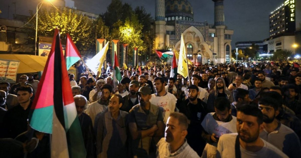Tens of thousands protest against Lebanon bloodbath in Iran, Yemen
